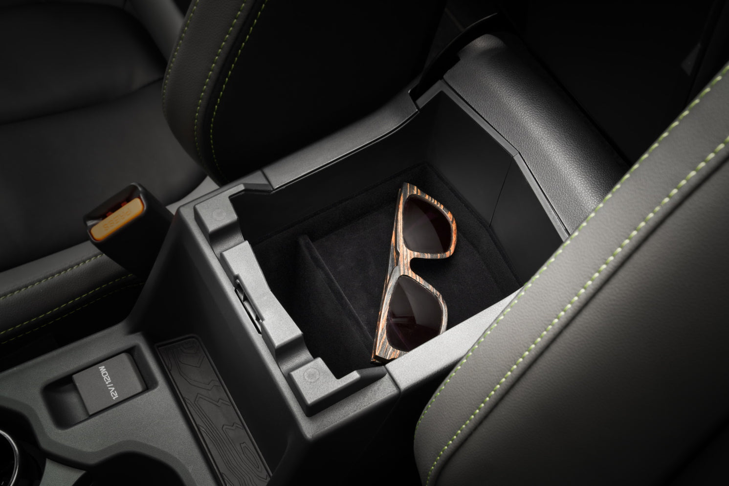 Subaru Forester Ablage für Mittelkonsole — Experience Parts