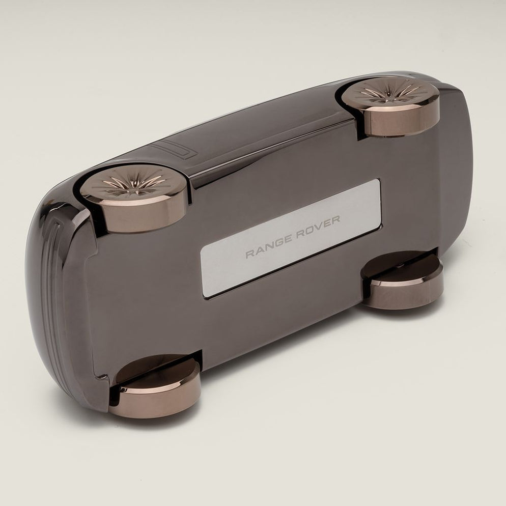 Range Rover Skulptur London Kollektion — Experience Parts